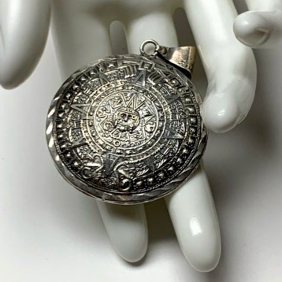 925 Sterling - México (Stamped) | Jewelry | 925 Ster Large Aztec ...
